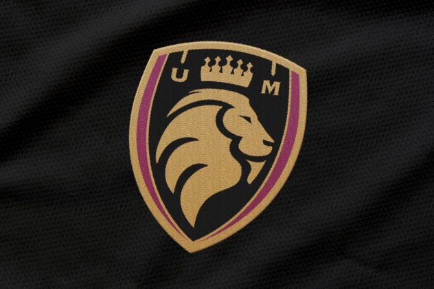 El Ultimate Móstoles, equipo de DjMaRiiO en la Kings League de Piqué ...