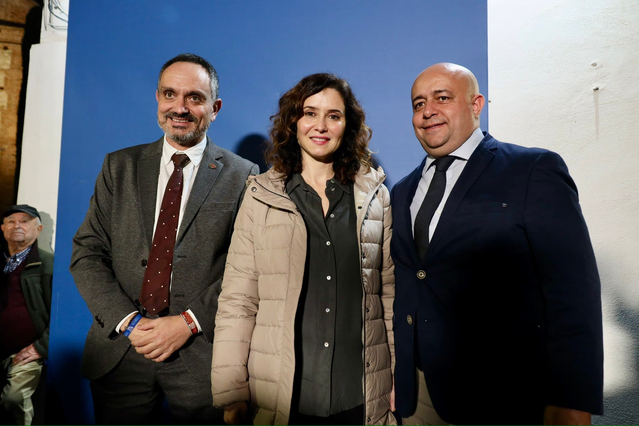 Isabel Díaz Ayuso visita Móstoles para inaugurar la sede del Partido ...